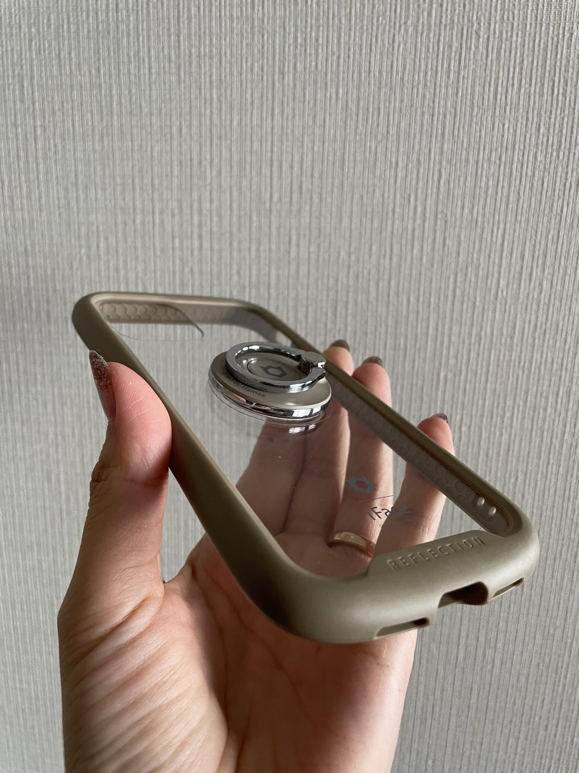 iFaceのReflectionケースの指紋レビュー！ | HODOHODO